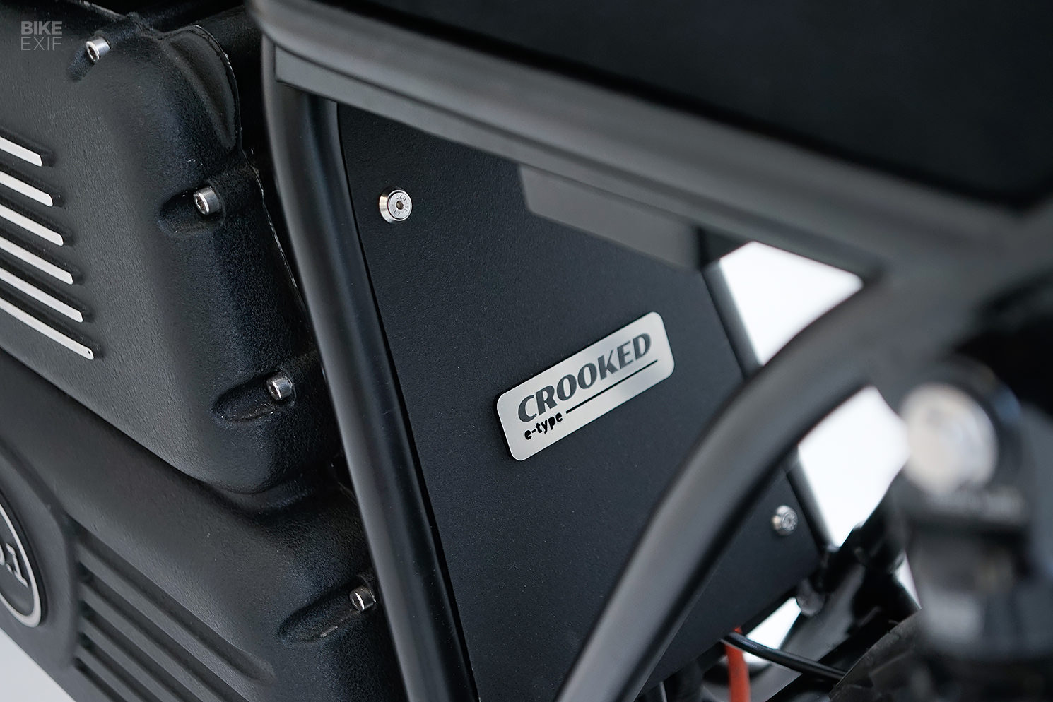 E-Type: A minimalist electric scrambler from Crooked | Bike EXIF