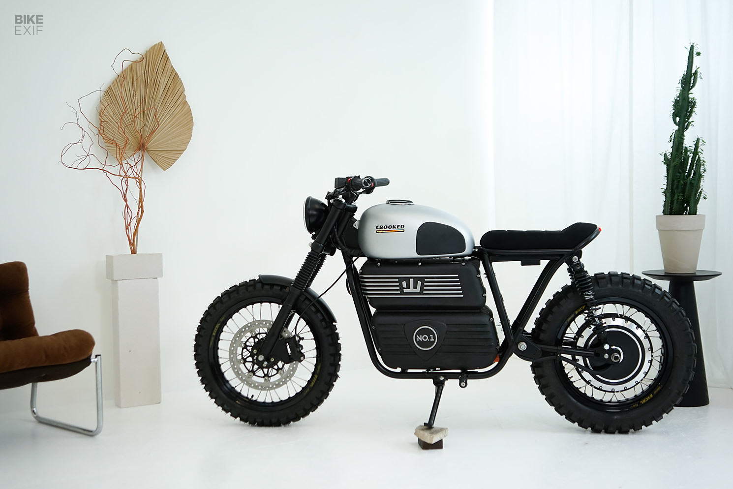 E-Type: A minimalist electric scrambler from Crooked | Bike EXIF
