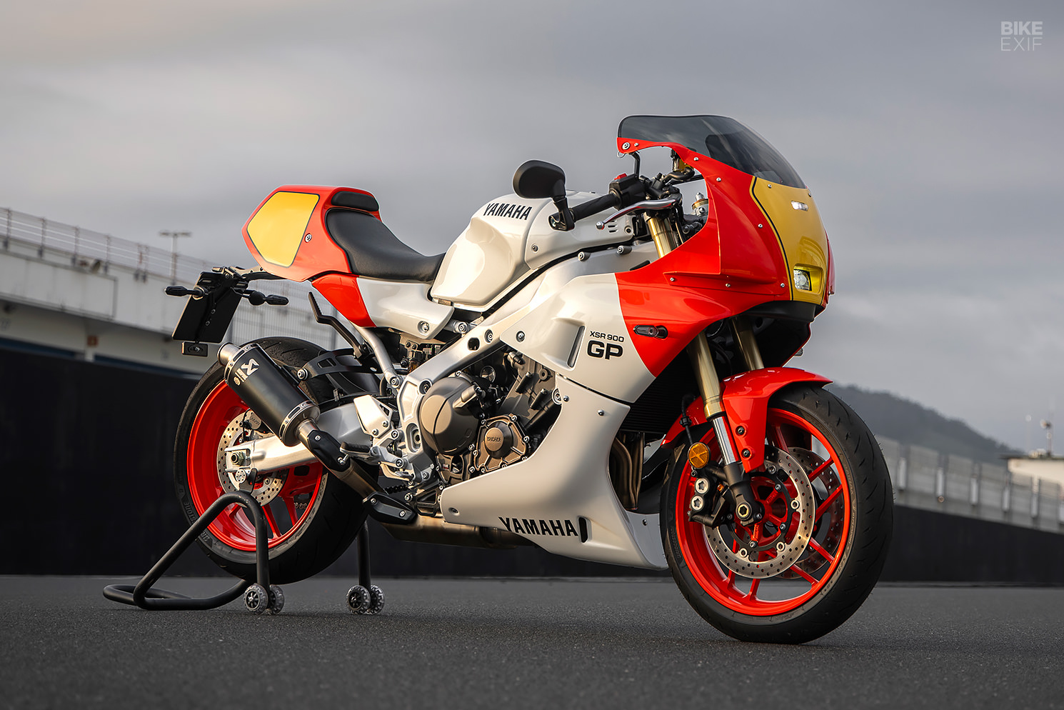 Review: Riding the stunning Yamaha XSR900 GP retro sportbike | Bike…