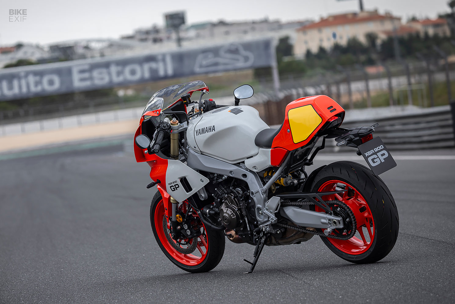 Review: Riding the stunning Yamaha XSR900 GP retro sportbike | Bike…