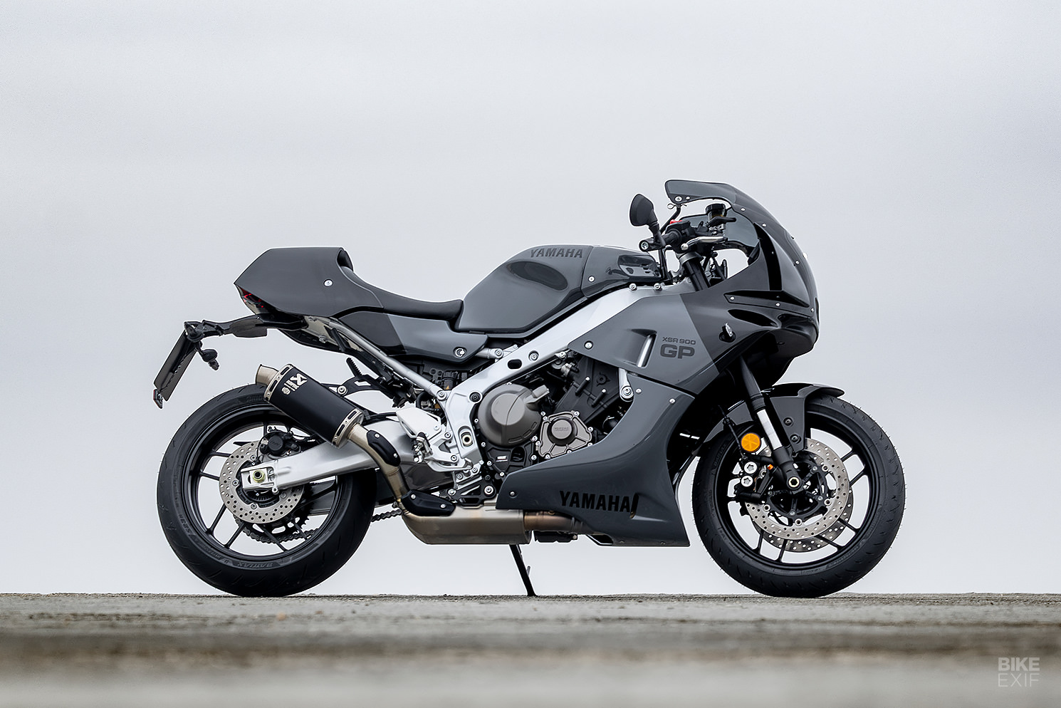 Review: Riding the stunning Yamaha XSR900 GP retro sportbike | Bike…