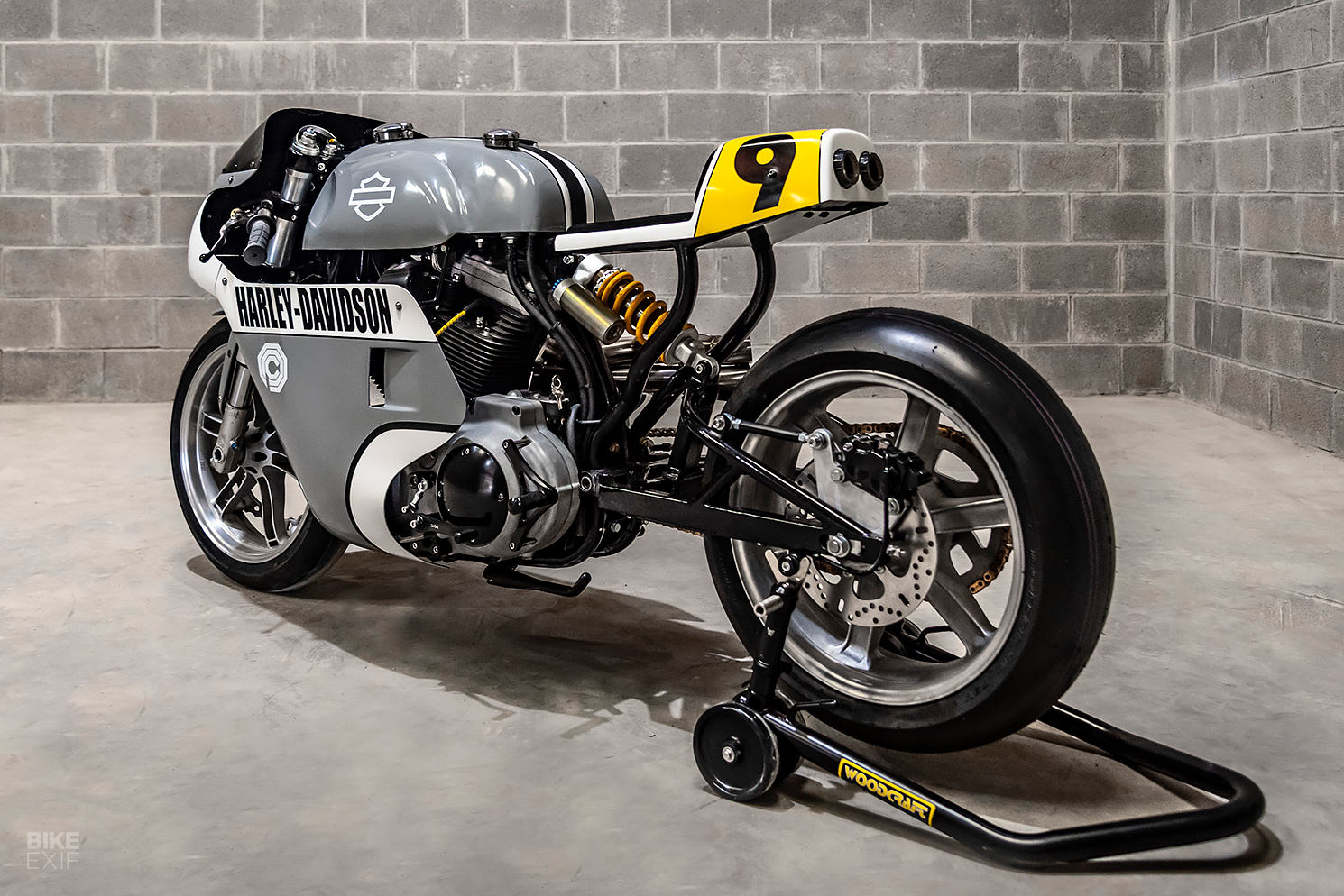 Mad Science: A Harley Sportster Grand Prix racer by a nuclear chemist…