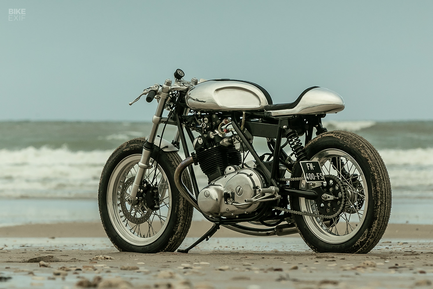 Old school cool: A Norton Commando café racer by FCR Original | Bike…